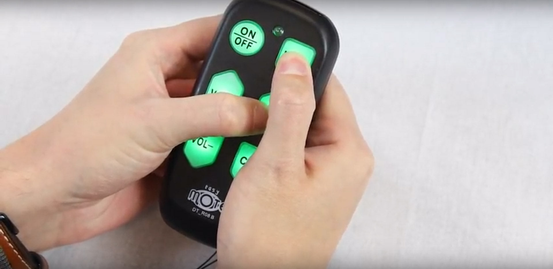 Easy to Use TV Remotes – Eldertech